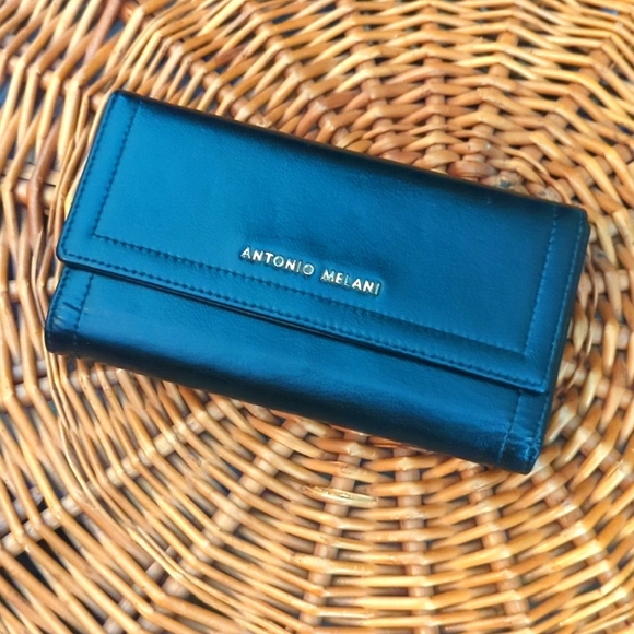 ANTONIO MELANI | Bags | Antonio Melani Wallet | Poshmark